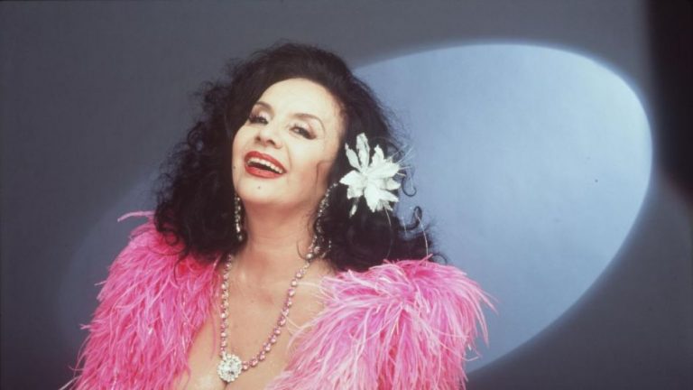 Isabel Sarli fue internada de urgencia - De La Bahia