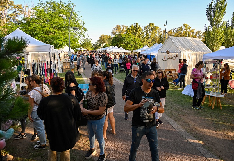 Ferias en espacios públicos de Bahía Blanca: dónde se realizan este fin de semana - De La Bahia